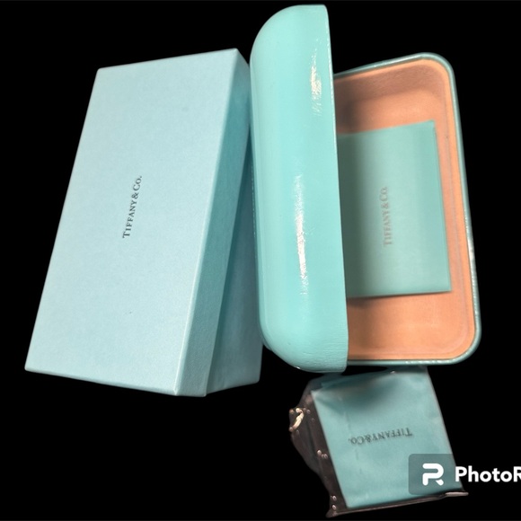 Tiffany & Co. | Accessories | Tiffany Co Glasses Case Box And Lens ...